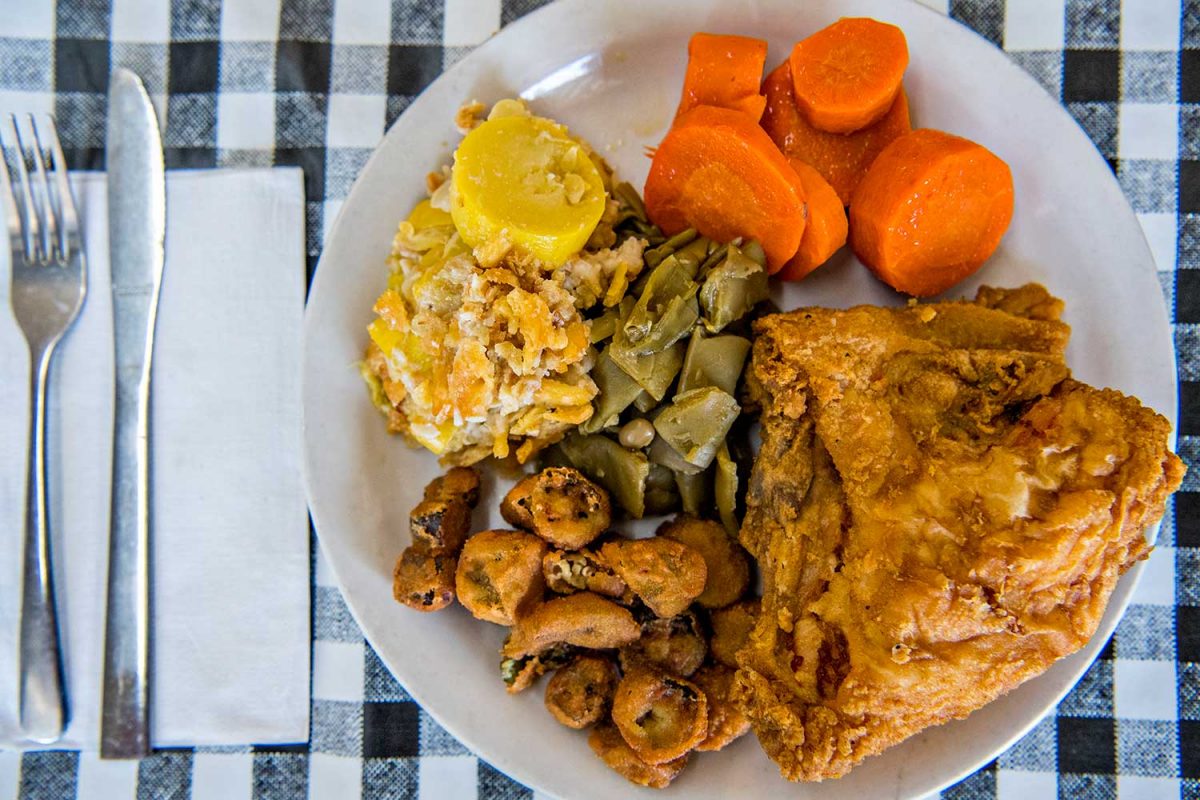 Matthews Cafeteria – Tucker Restaurant Week